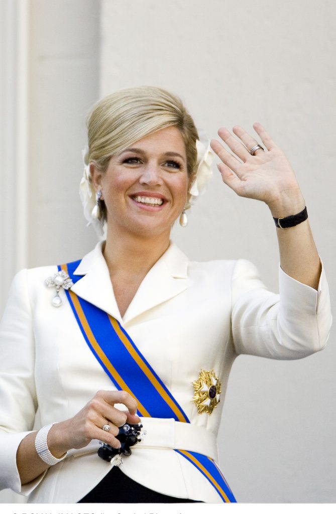 Lekker kijken: 21x Máxima's Prinsjesdagjurken én Amalia's debuutjurk ...